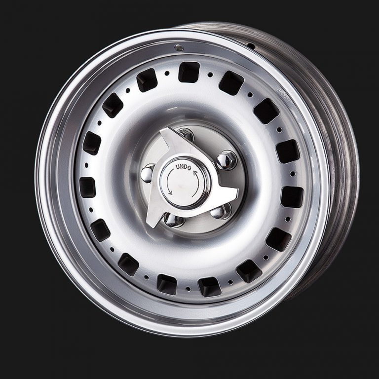 Classic Jaguar Style Alloy Wheel - Billet 46 Image Wheels